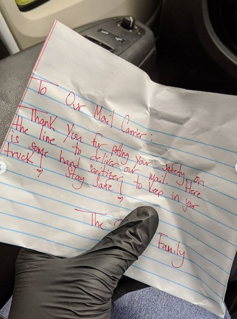 Mail carrier shares signs and notes from Conshohocken offering ...