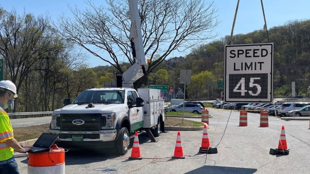 PennDOT activates variable speed limit system on Schuylkill Expressway ...