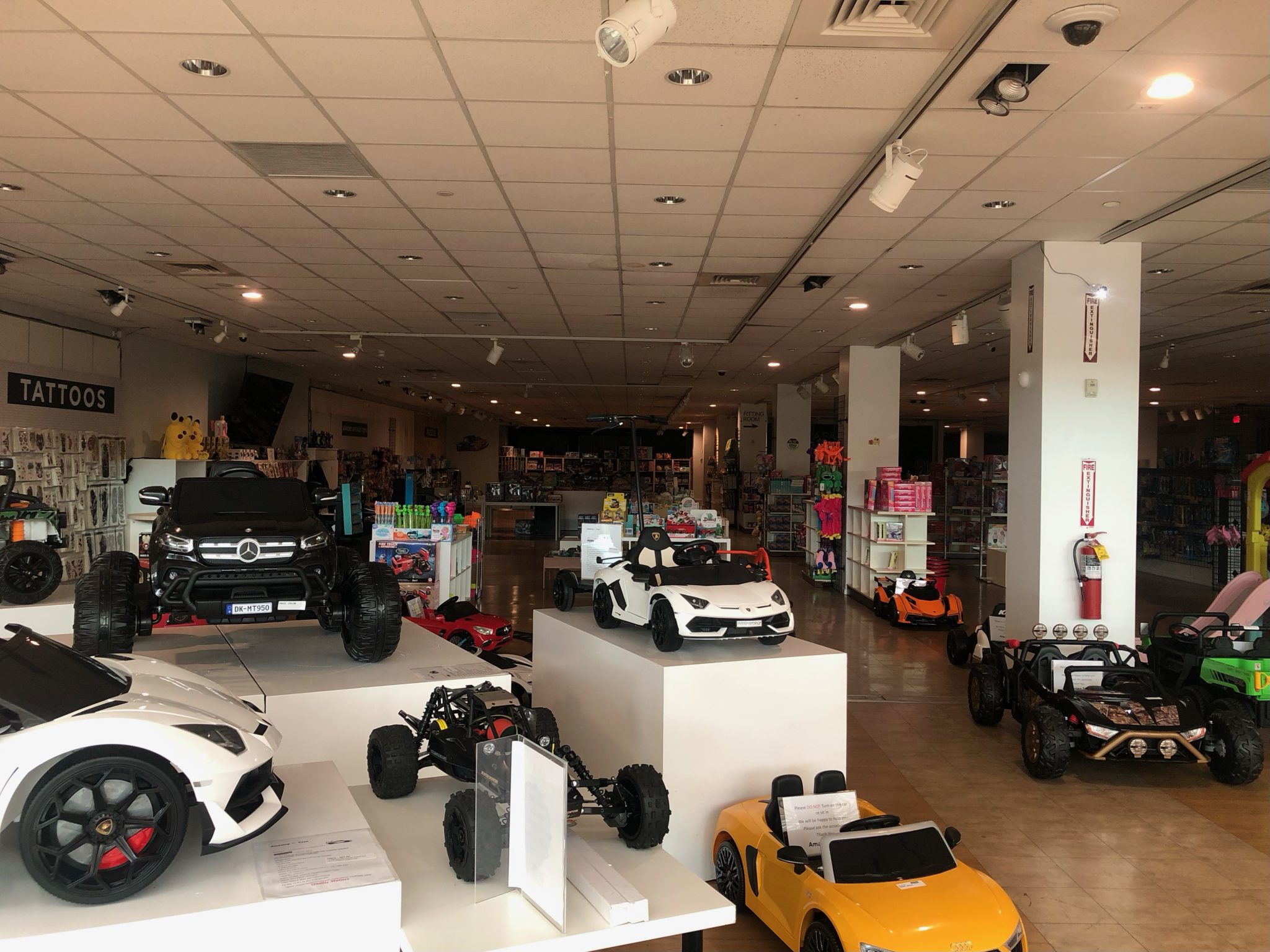 Amazing Toys and Slime Time open at the Plymouth Meeting Mall - MoreThanTheCurve