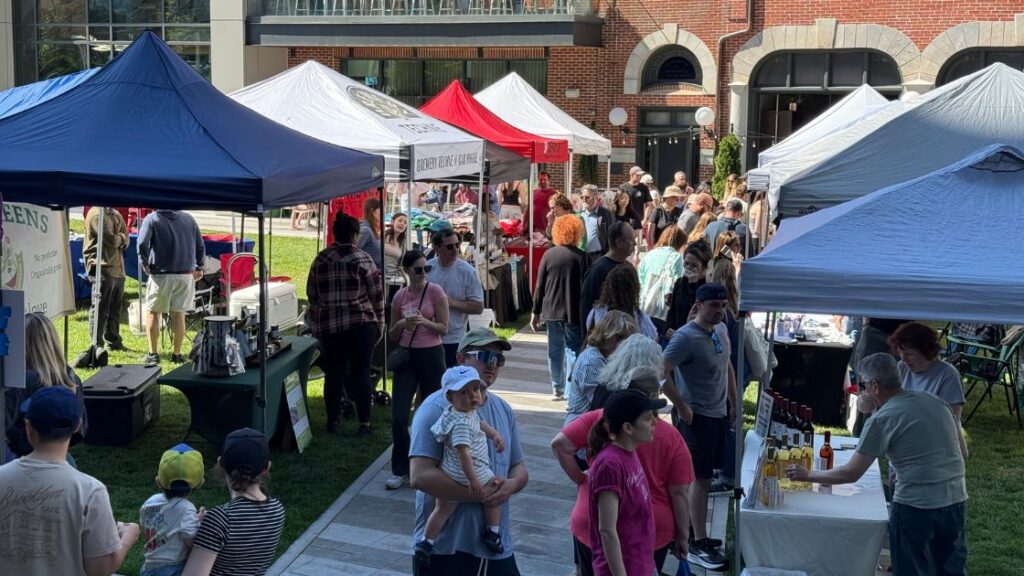Another beautiful Saturday for the Conshohocken Farmers' Market. Come ...